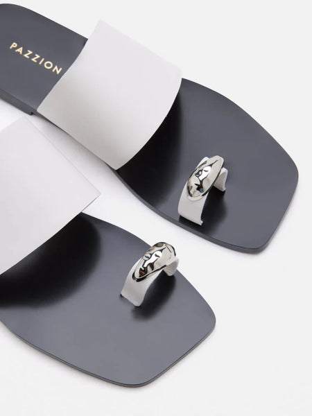 Jhane Toe-Ring Slides – PAZZION INTERNATIONAL